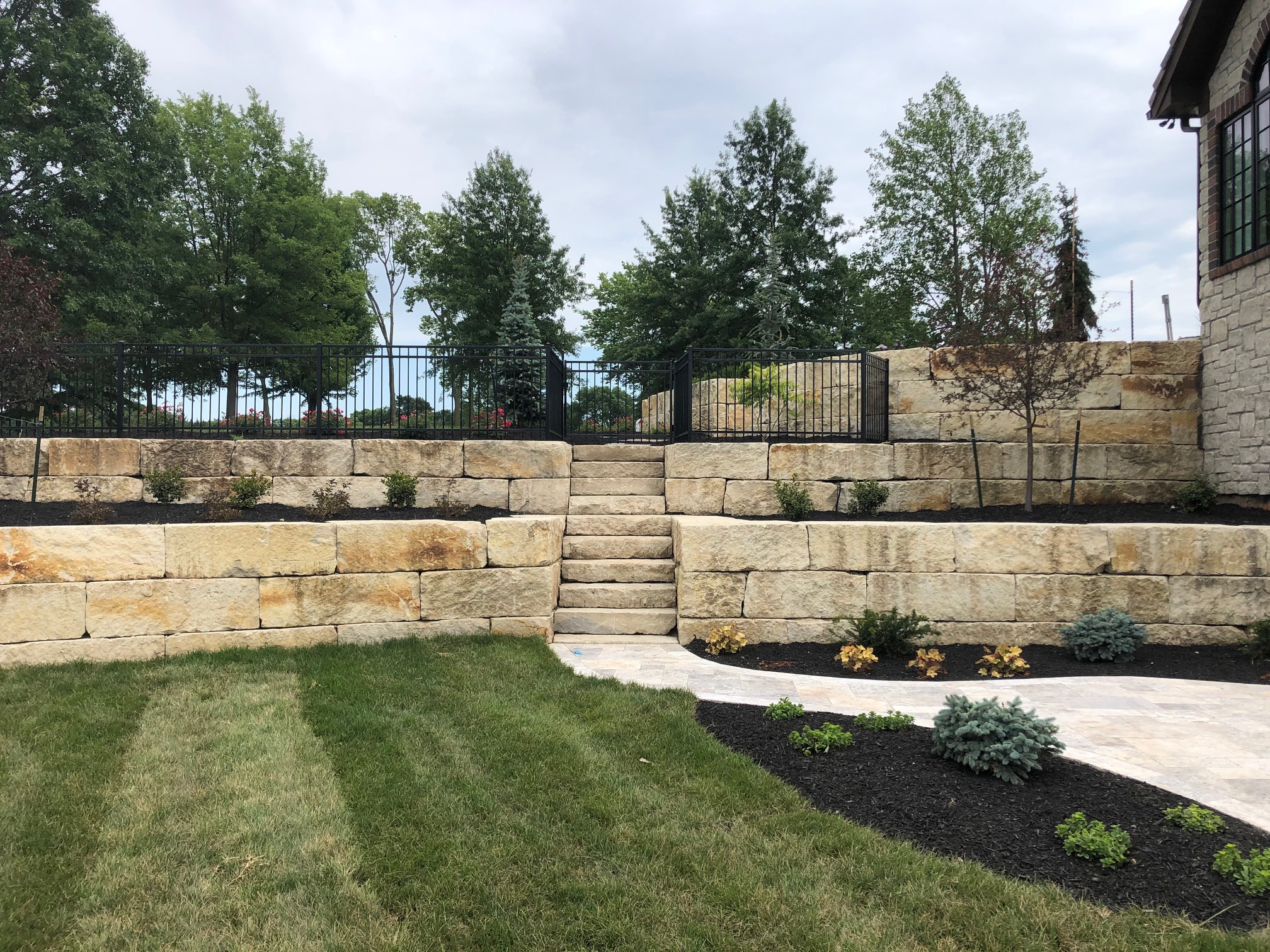 Natural Rock | Brock Walls